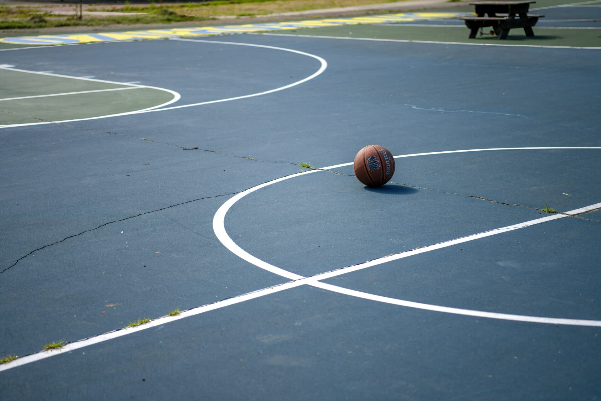 What is the Minimum Size for a Backyard Basketball Court? - VMKONSPORT
